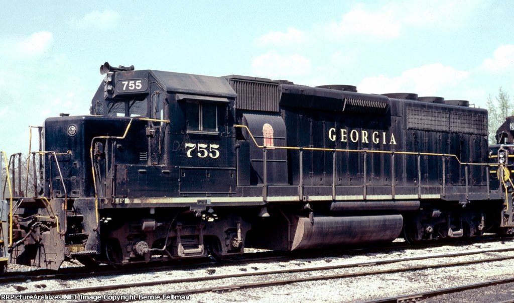 Georgia Railroad GP40-2 #755